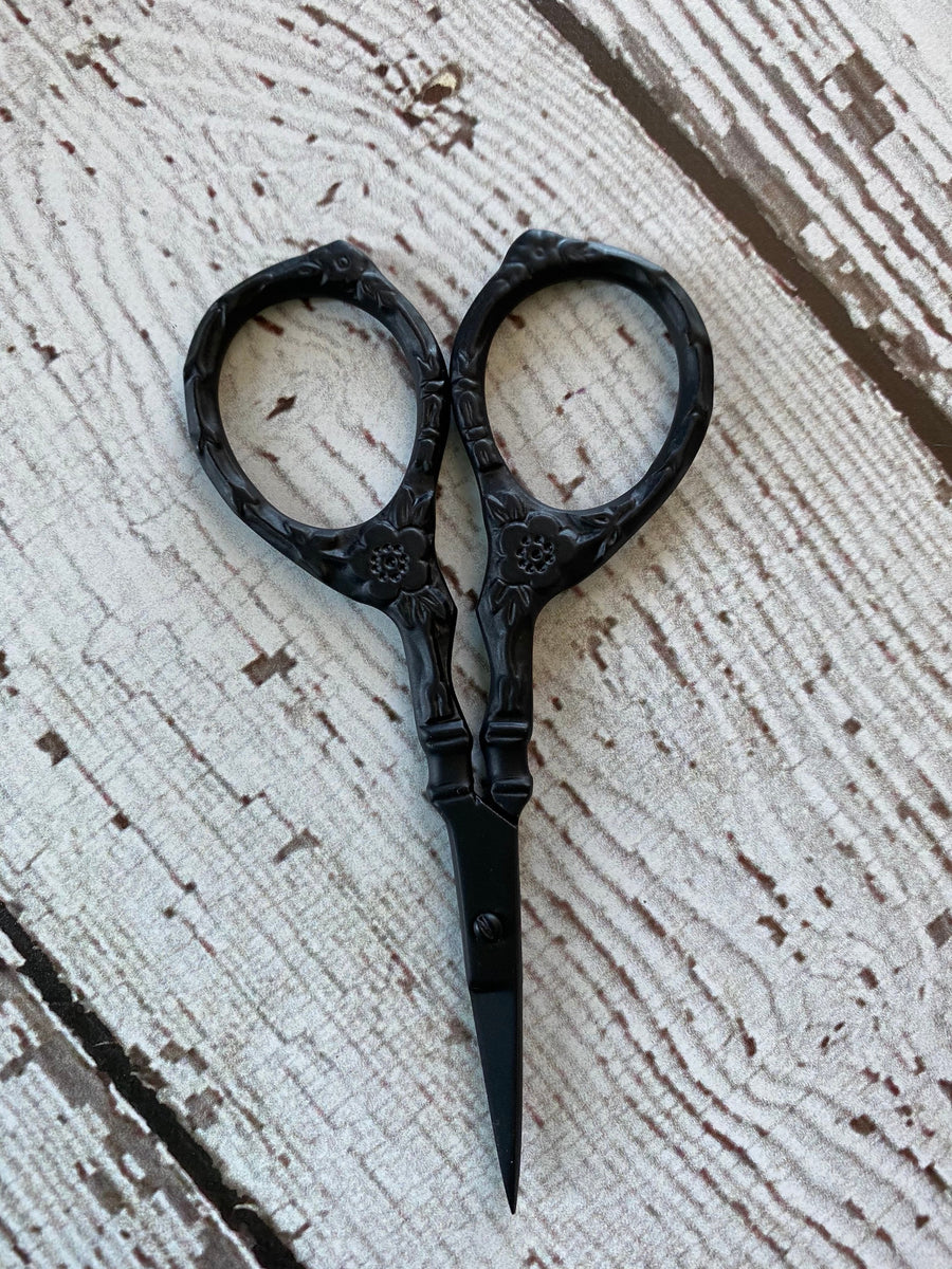 Tudor Rose Scissors | Primitive Finish | Kelmscott Designs – Pumpkin ...