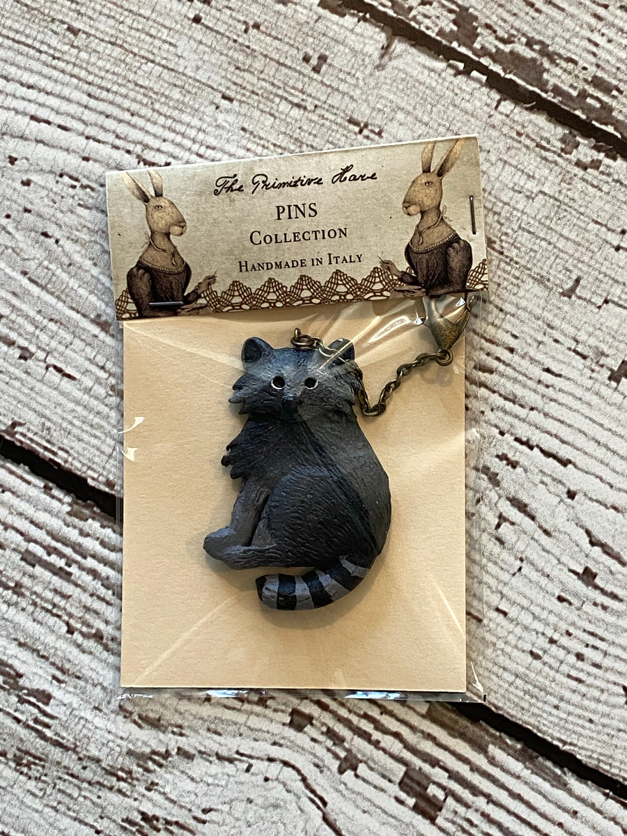 Raccoon Scissor Fob | The Primitive Hare – Pumpkin Creek Primitives